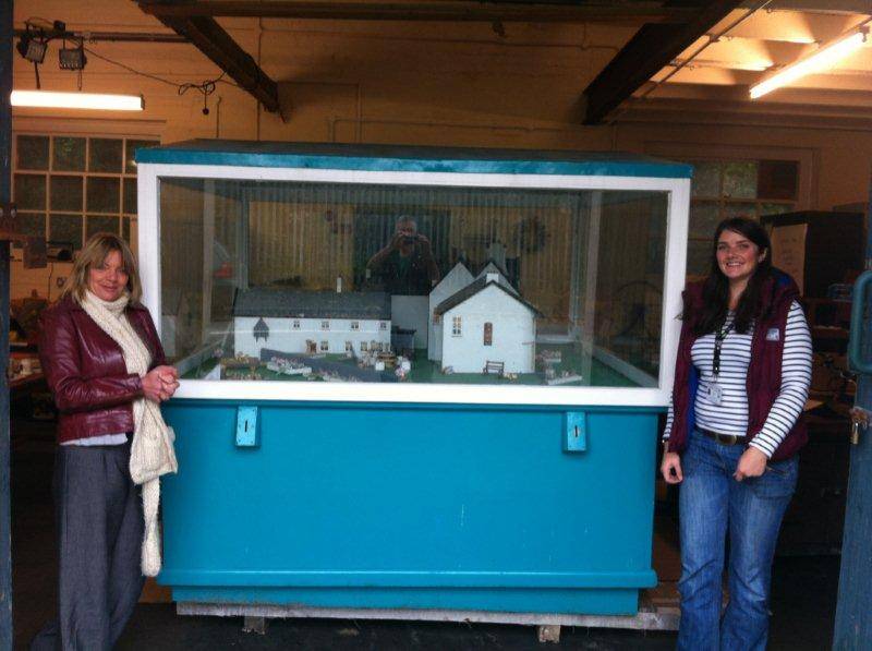 Work progresses on RNIB collection box - Rotary District